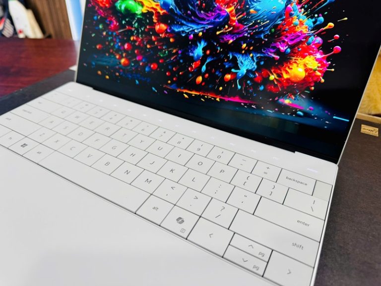 Dell XPS 13 9340 (Ultra 7 155H, 16GB, 512GB, 13.4 inch, Full HD+)
